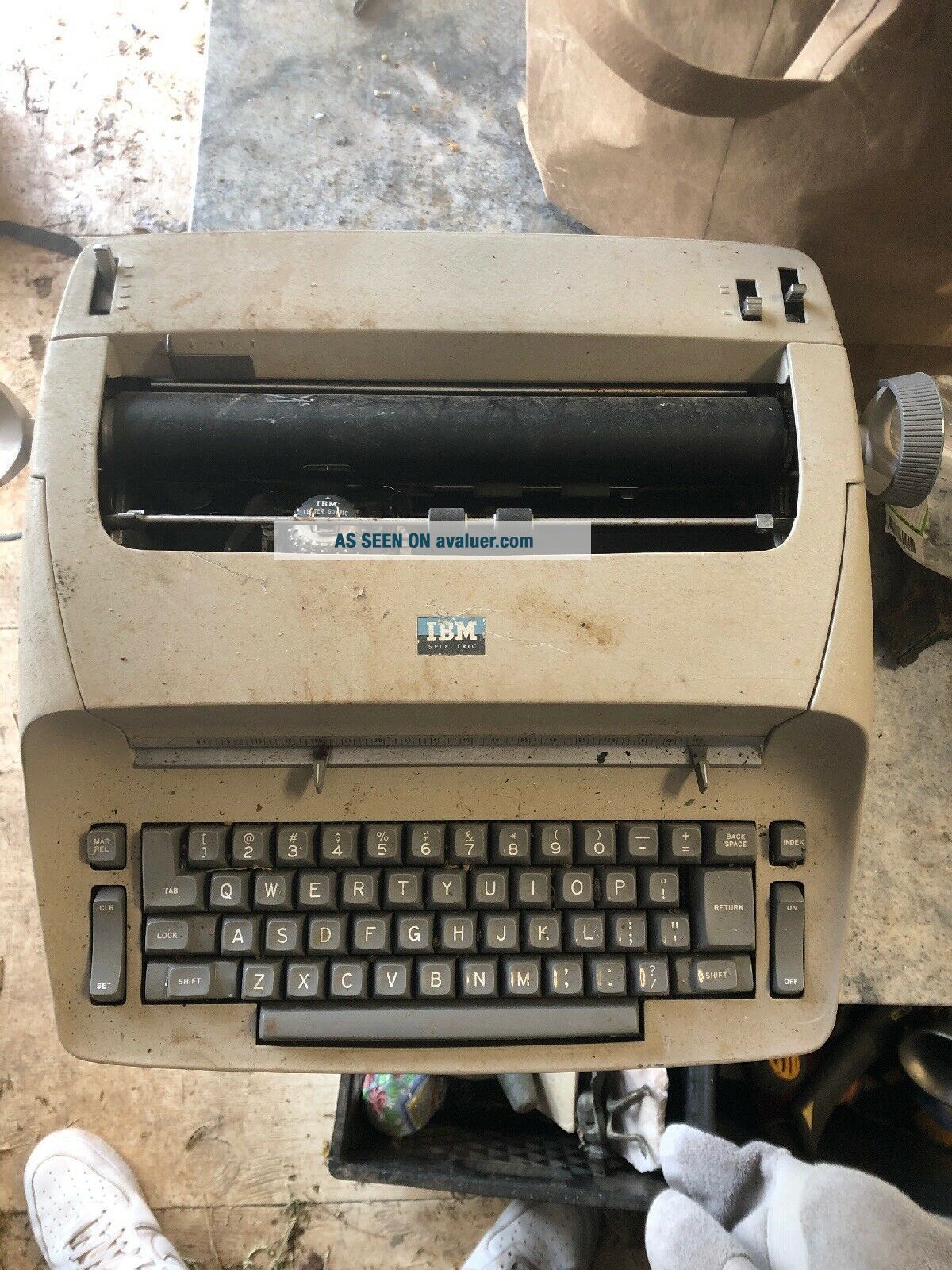 Vintage IBM Selectric 1 Typewriter - Tan - | #6812010