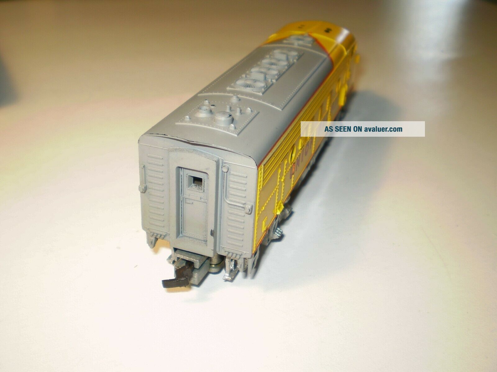 VINTAGE PENN LINE HO GAUGE SCALE UNION PACIFIC DIESEL PASSENGER TRAIN ...