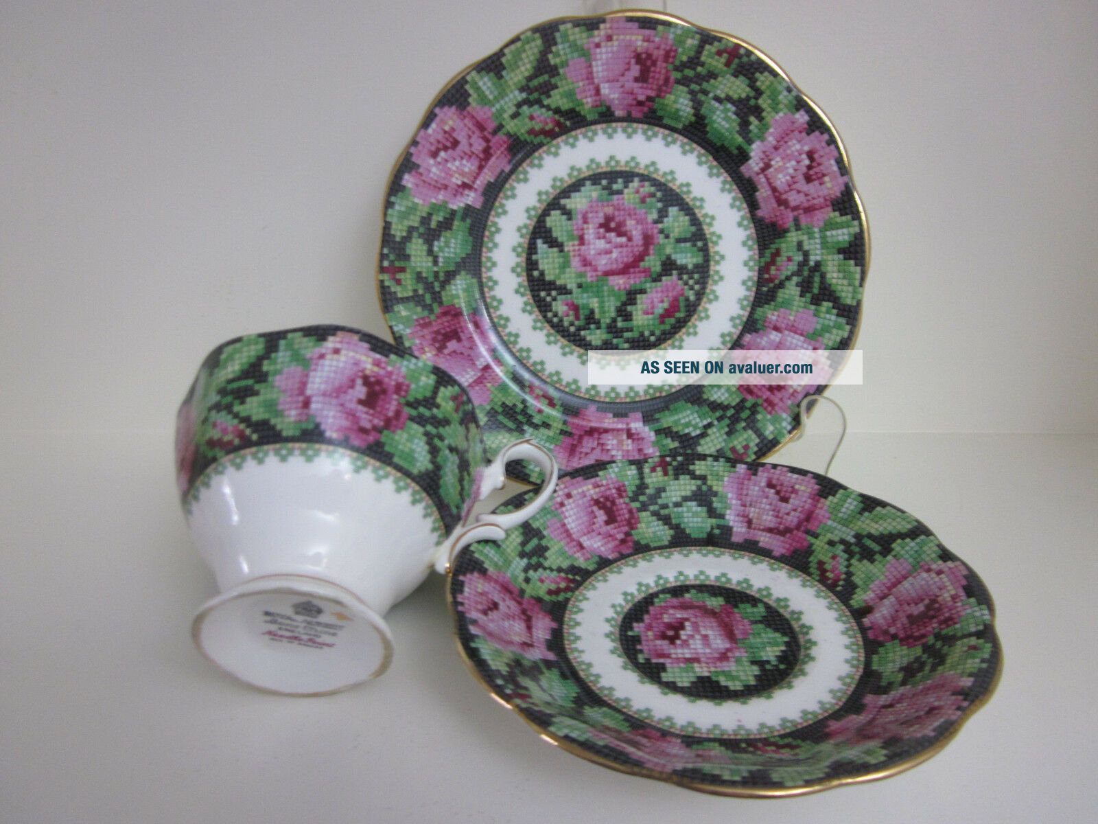 STUNNING VINTAGE ROYAL ALBERT NEEDLE POINT FINE BONE CHINA TRIO | #6878240