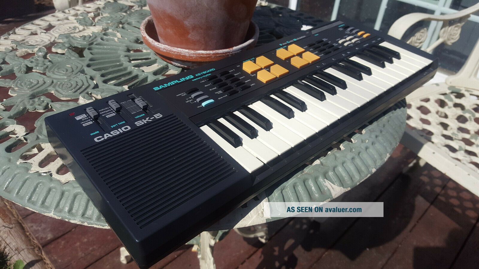 Vintage Casio SK - 5 Sampling Keyboard Organ 32 Keys | #6889540