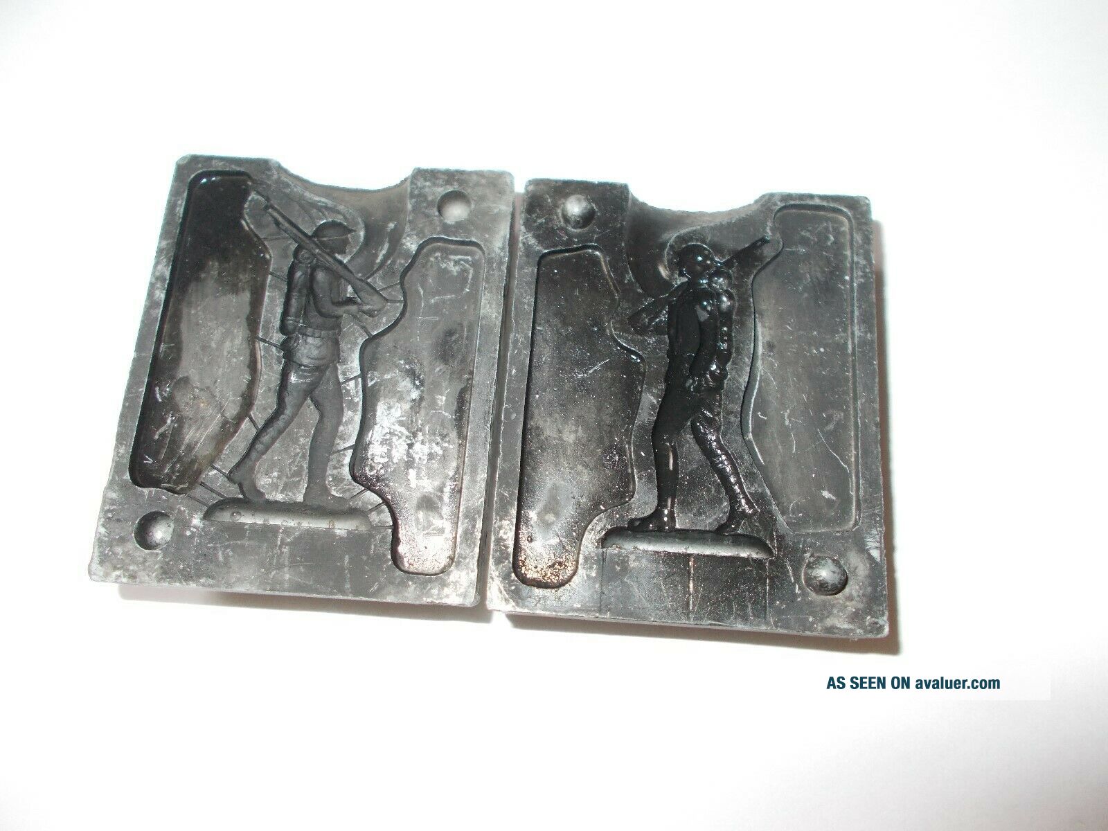 VINTAGE A. C. GILBERT NUMBER 5 INFANTRY LEAD SOLDIER MOLD | #7048447