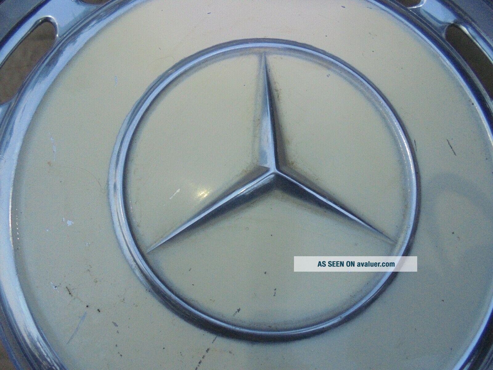 VINTAGE 1965 - 1981 MERCEDES BENZ WHEEL COVER HUB CAP | #7069492
