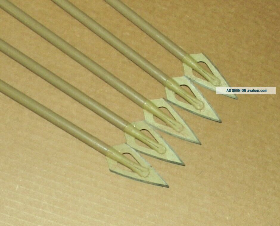 Five Vintage Fred Bear Wood Hunting Arrows With 2 Blade Broadheads ...