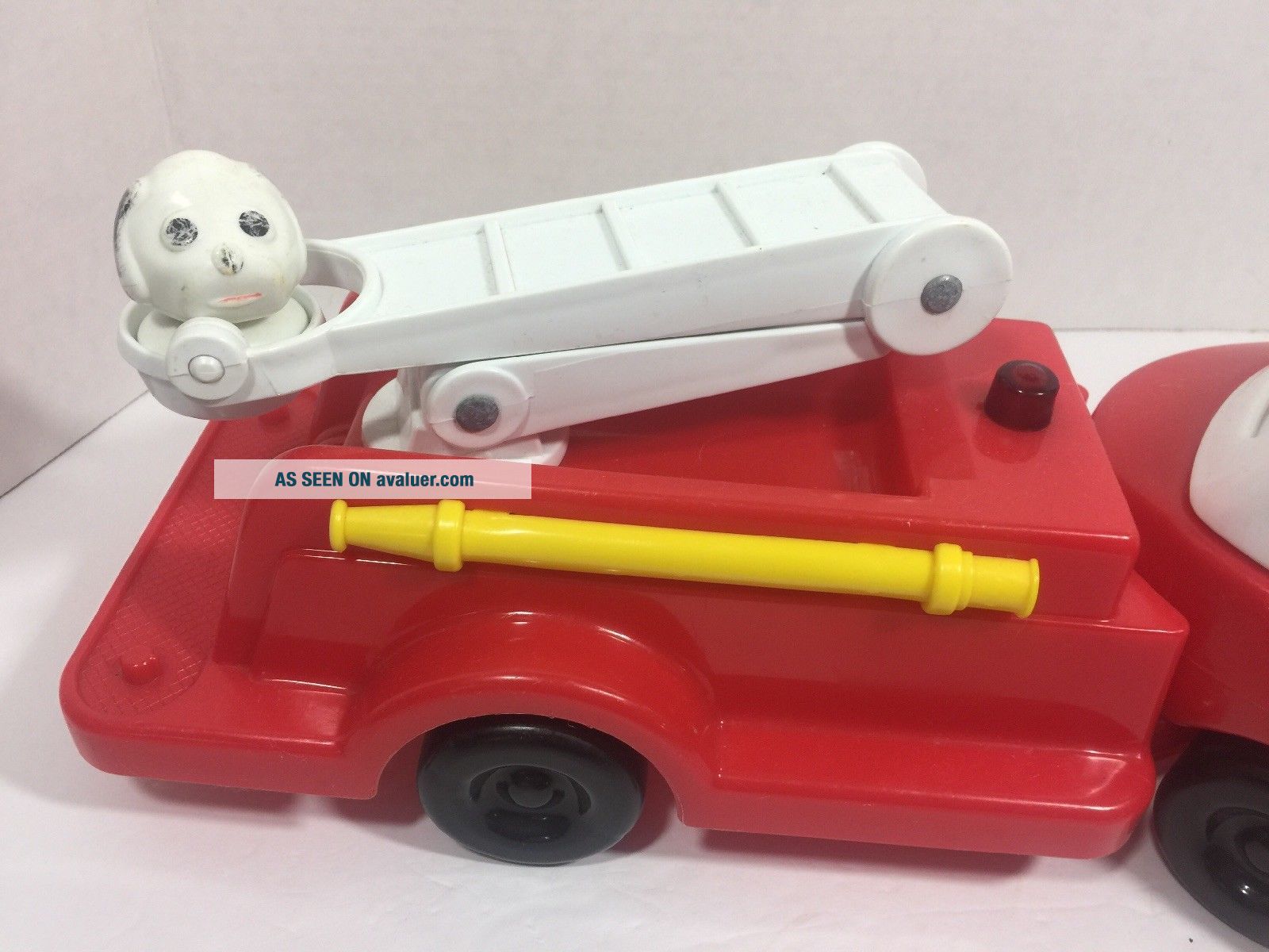 Vintage Little Tikes Toddle Tots Fire Truck Engine With 3 Figures ...
