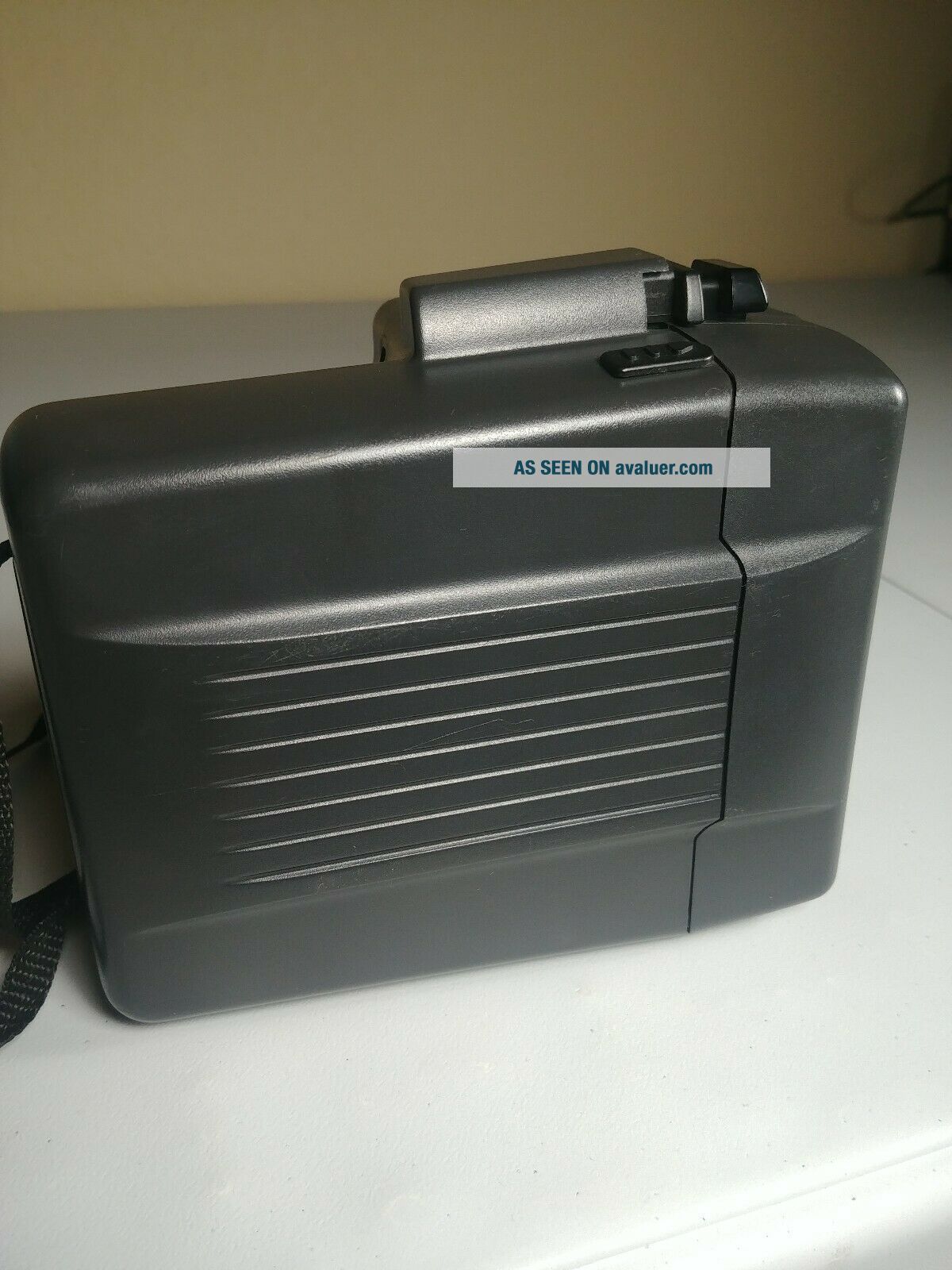 Polaroid One Step Close Up 600 Instant Film Camera With Strap | #7241867