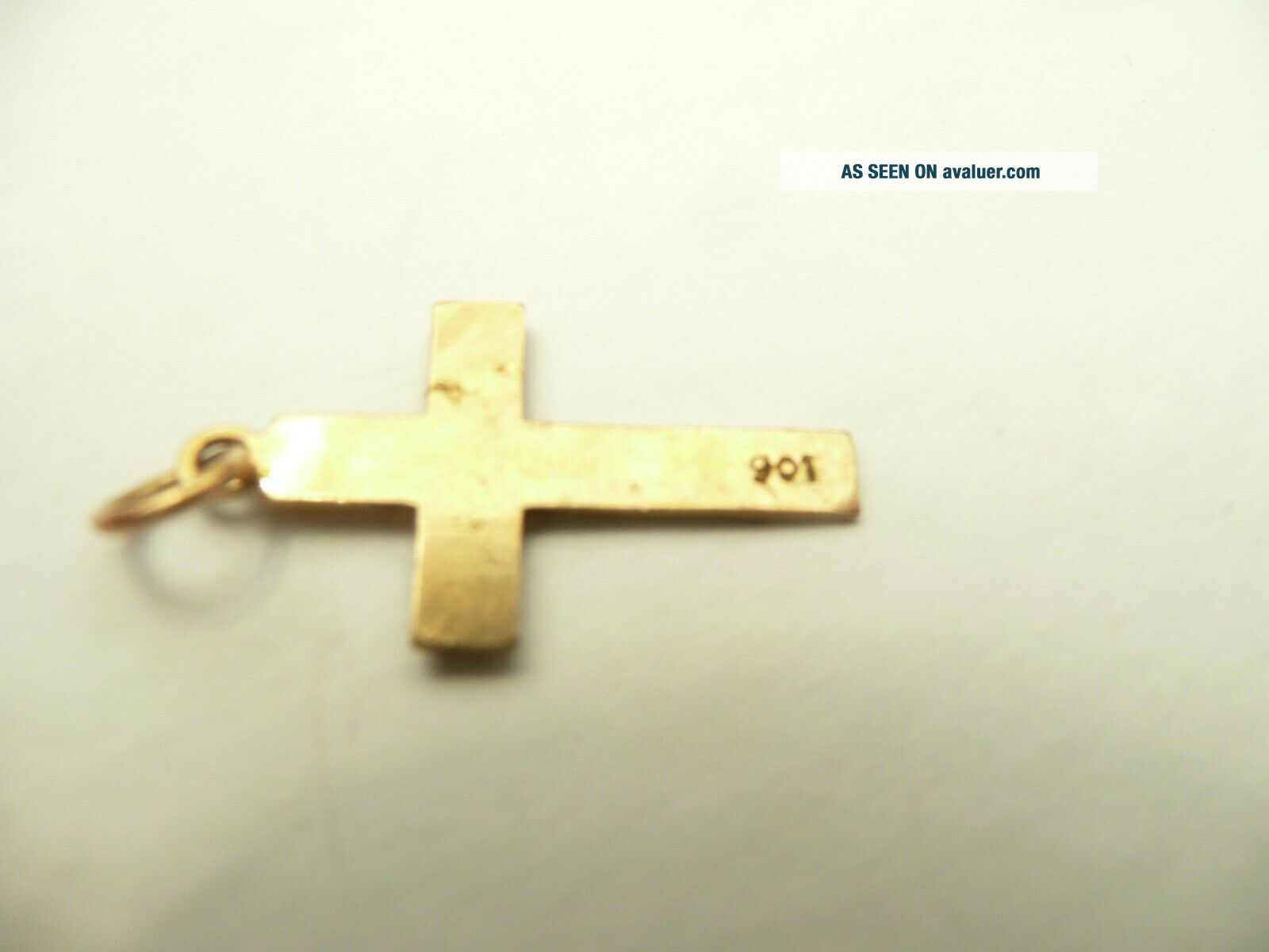VINTAGE SOLID 9CT GOLD ENGRAVED CROSS CRUCIFIX PENDANT | #7465242