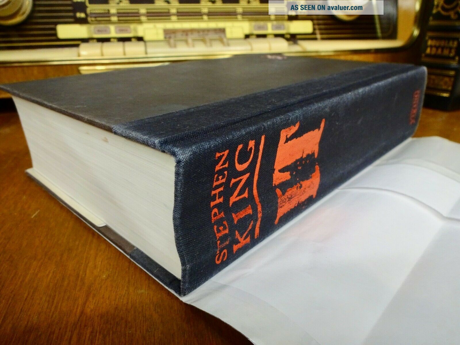 IT By Stephen King 1986 FIRST EDITION & Printing Dust Jacket | #7435543