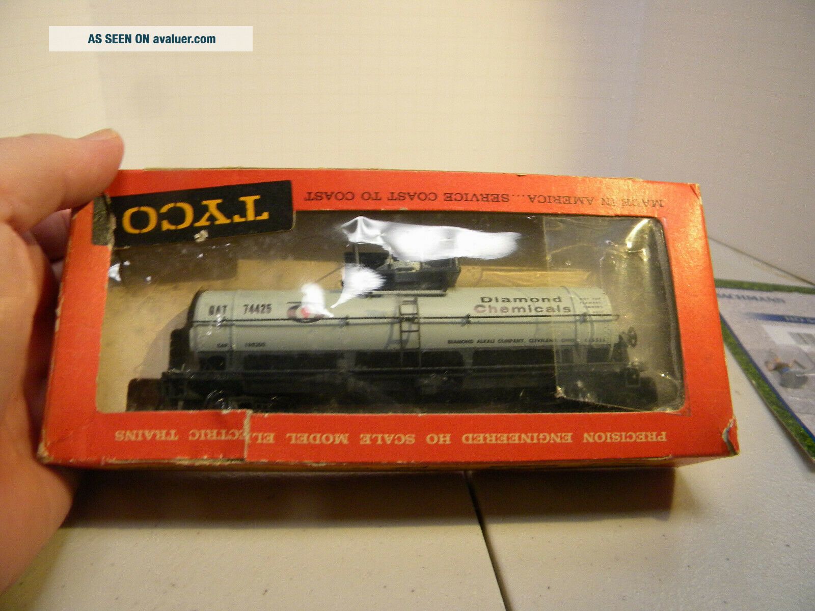 Vintage HO Scale Tyco Diamond Chemicals Tank Car In Red Set Box OB ...