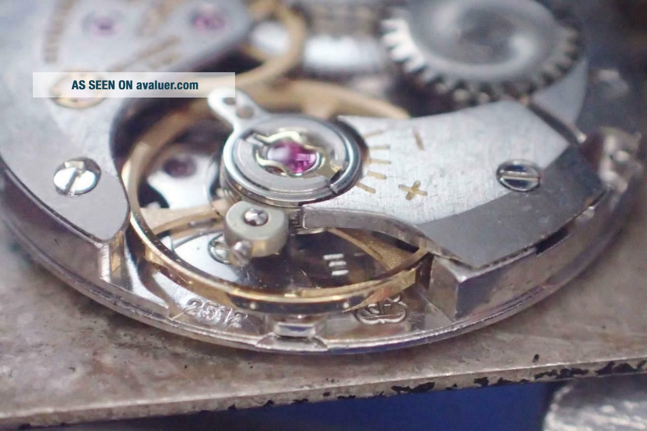 VINTAGE CORUM 17J ETA 2512 MECHANICAL WRISTWATCH MOVEMENT ASSEMBLY ...