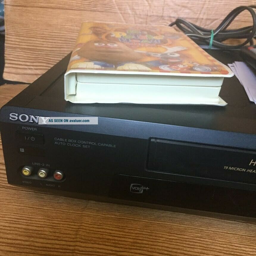 Sony VCR/VHS SLV - 779HF Black Video Player W/ Remote, AV Cable & VHS ...
