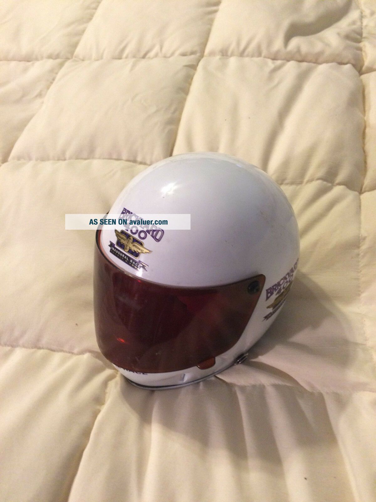 VINTAGE BRICKYARD 400 DIE CAST COIN HELMET WHITE PURPLE BANK & KEY ...