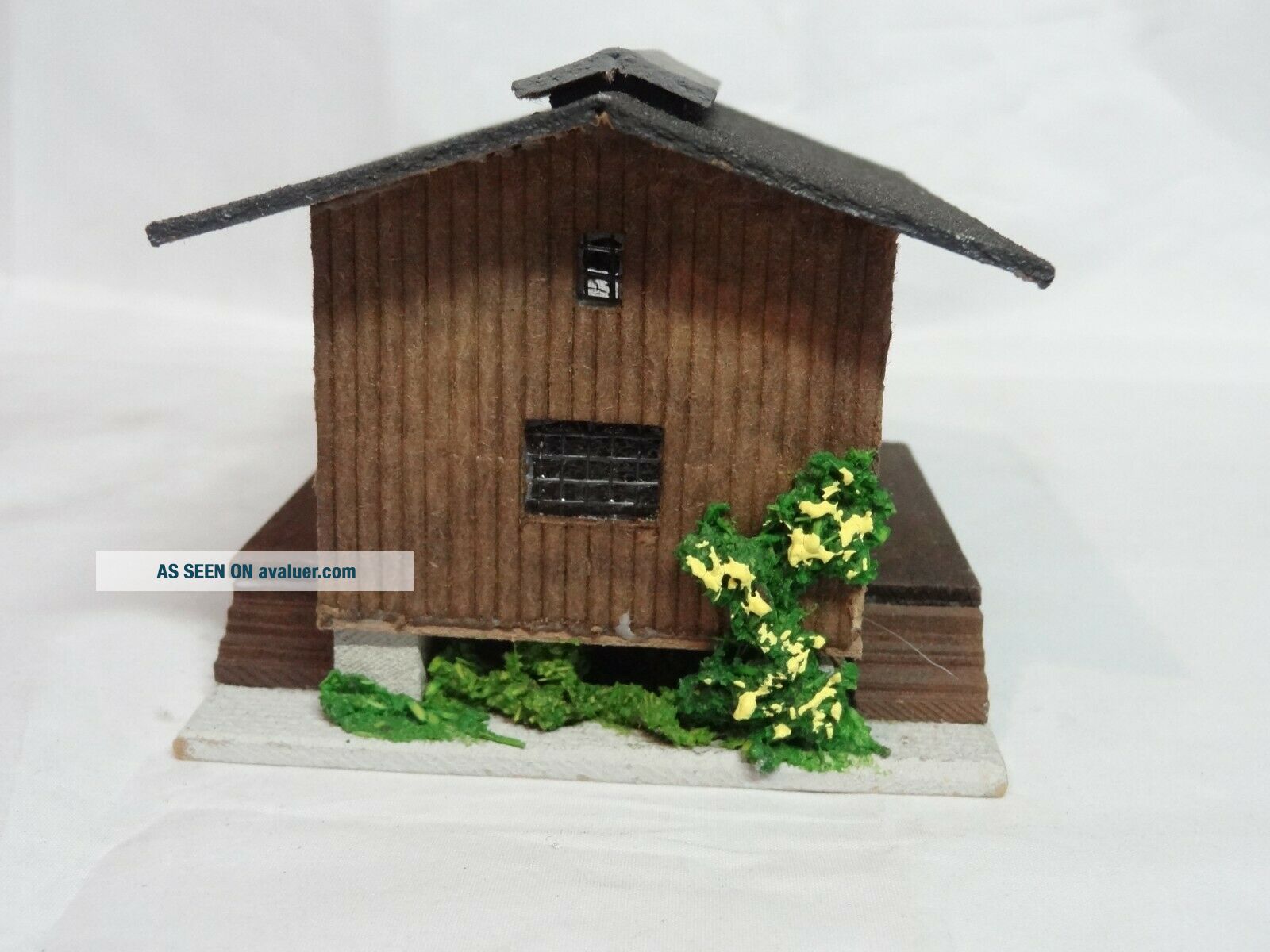 Vintage (1960s) German Wooden HO Scale Building - Barn Or Storage ...