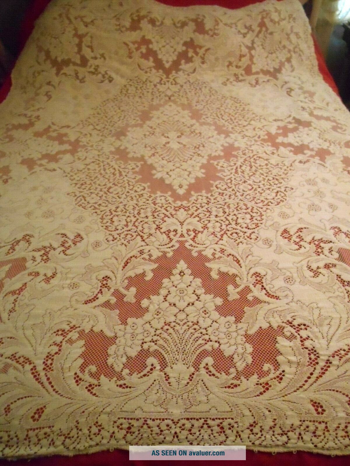 FAB VINTAGE IVORY QUAKER LACE TABLECLOTH SCROLLS URNS W FLORALS LABEL ...