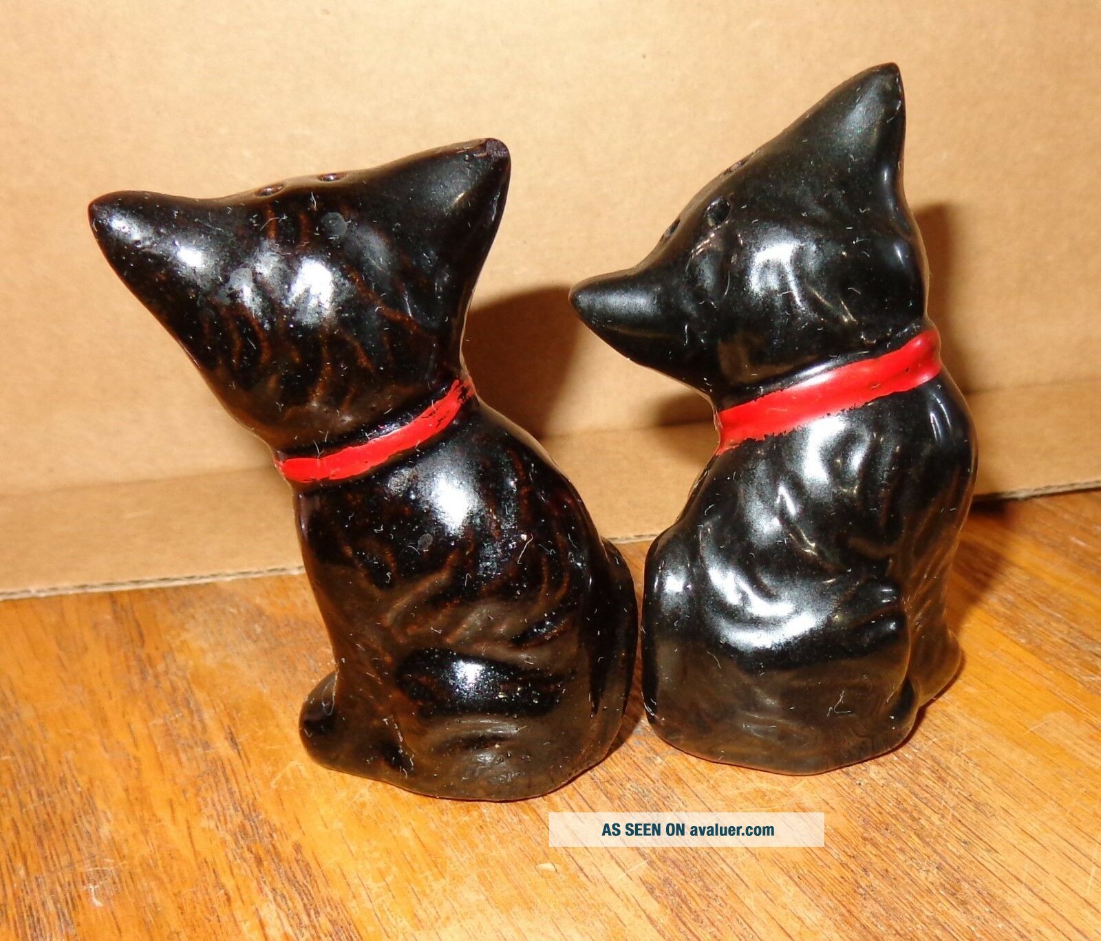 VINTAGE JAPAN HALLOWEEN BLACK CAT SALT PEPPER SHAKERS RED CLAY POTTERY ...