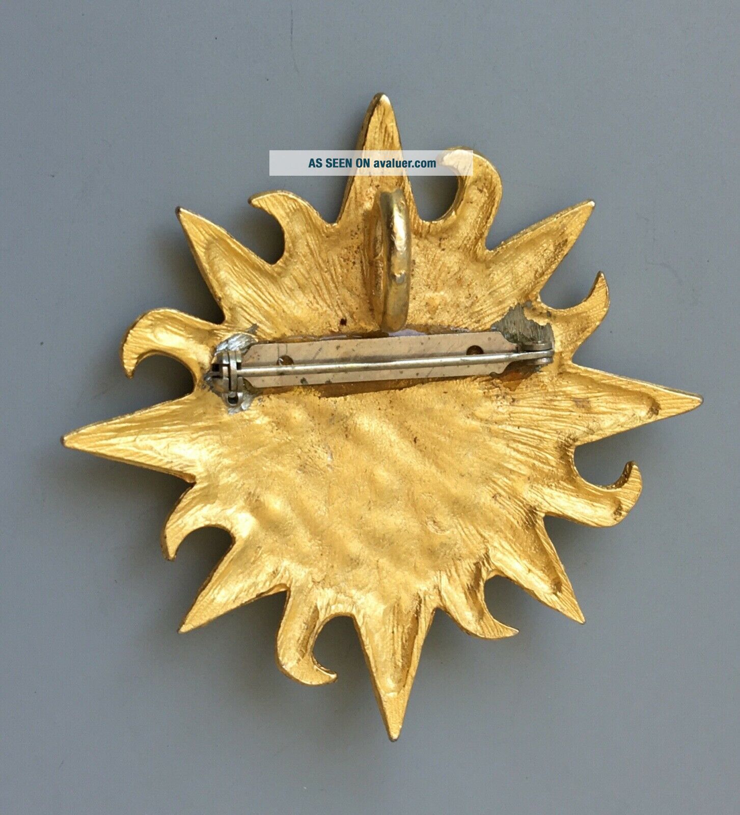 Vintage Golden Sun Face Brooch And Pendant In Gold Tone Metal | #8107422