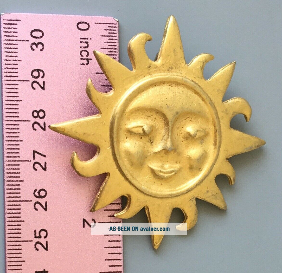 Vintage Golden Sun Face Brooch And Pendant In Gold Tone Metal | #8107422