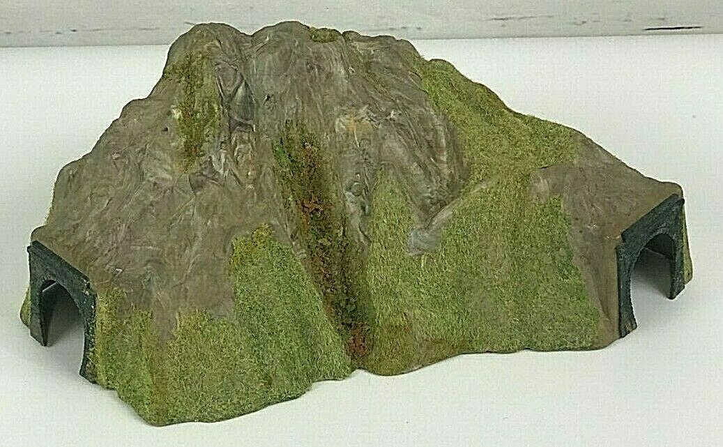 Woodland Scenics N Scale Gauge Corner Plastic Corner Turn Tunnel Single ...