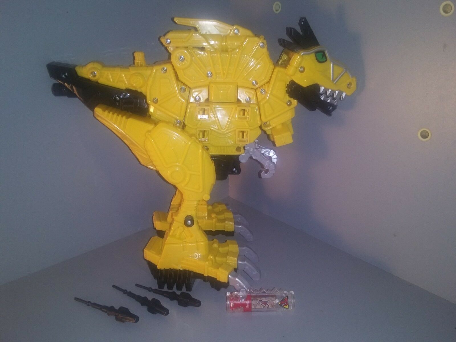 Bandai Power Rangers Dino Charge Limited Edition Yellow T - Rex Zord ...