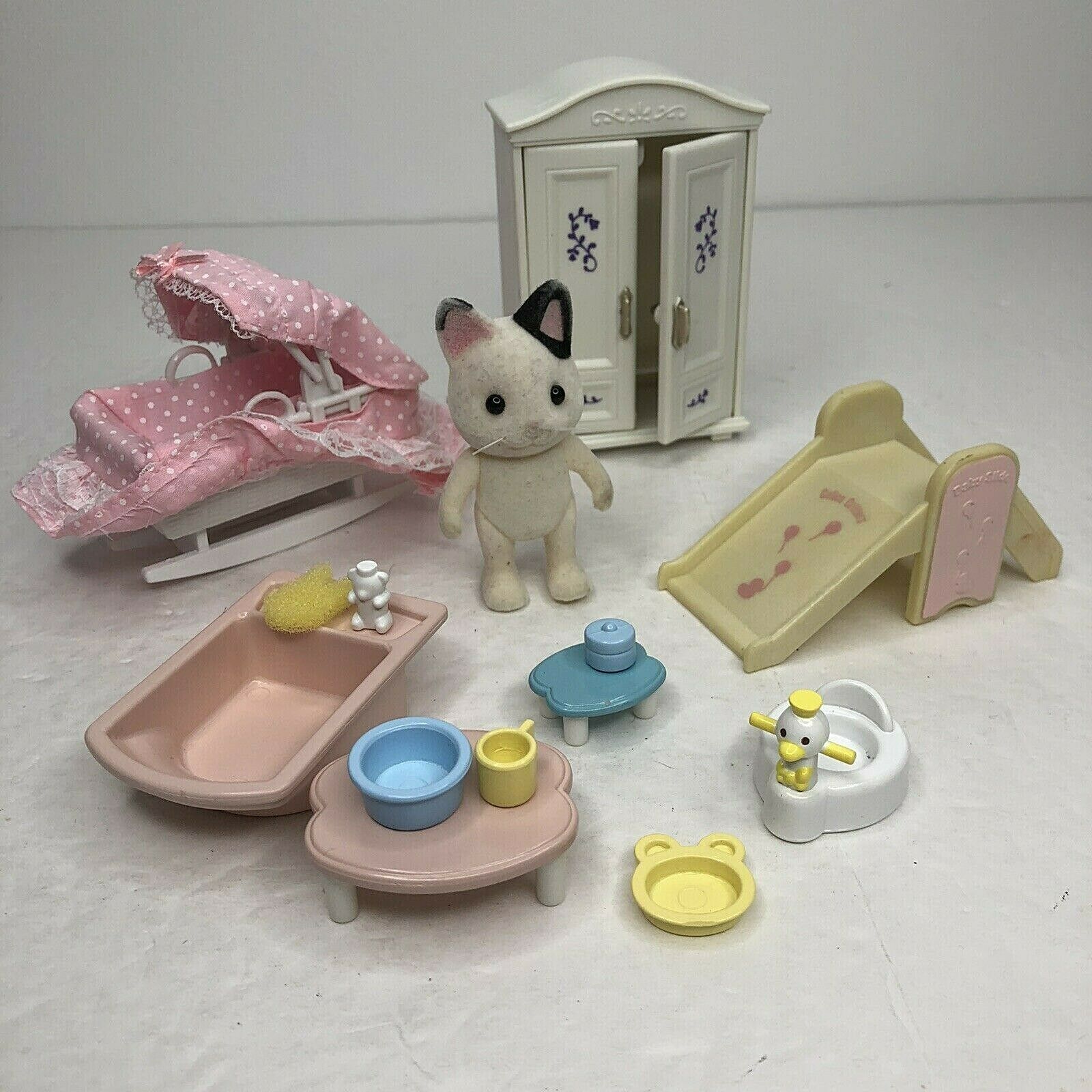 Calico Critters Sylvanian Families Baby Nursery Bath Bassinet Slide ...