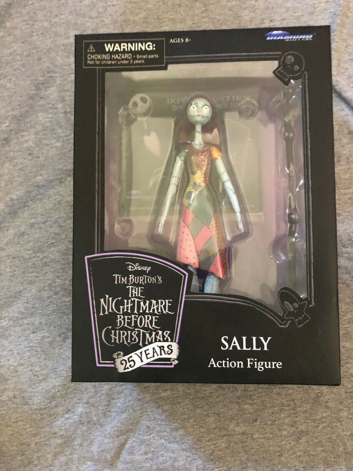 Disney Diamond Select Toys The Nightmare Before Christmas 25 Years ...