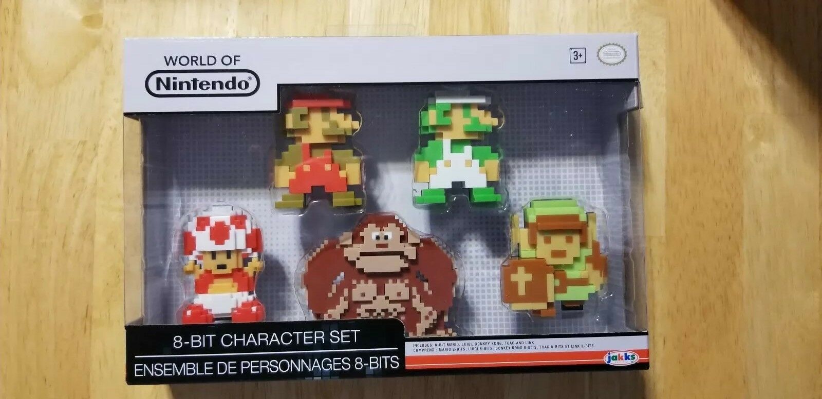 WORLD OF NINTENDO 8 BIT CHARACTER SET Mario Luigi Link Donkey Kong Toad ...