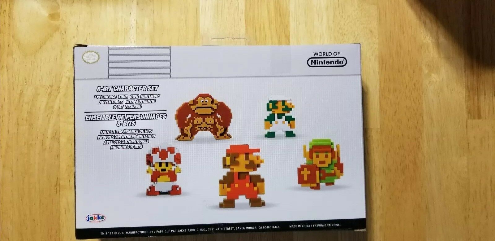 WORLD OF NINTENDO 8 BIT CHARACTER SET Mario Luigi Link Donkey Kong Toad ...