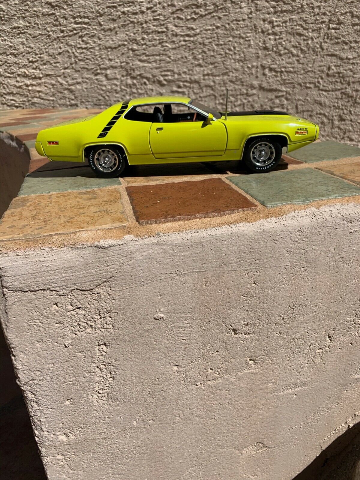 1/18 SCALE 1971 PLYMOUTH ROAD RUNNER - 440/6 - RC2/ERTL ELITE/ 33985 ...