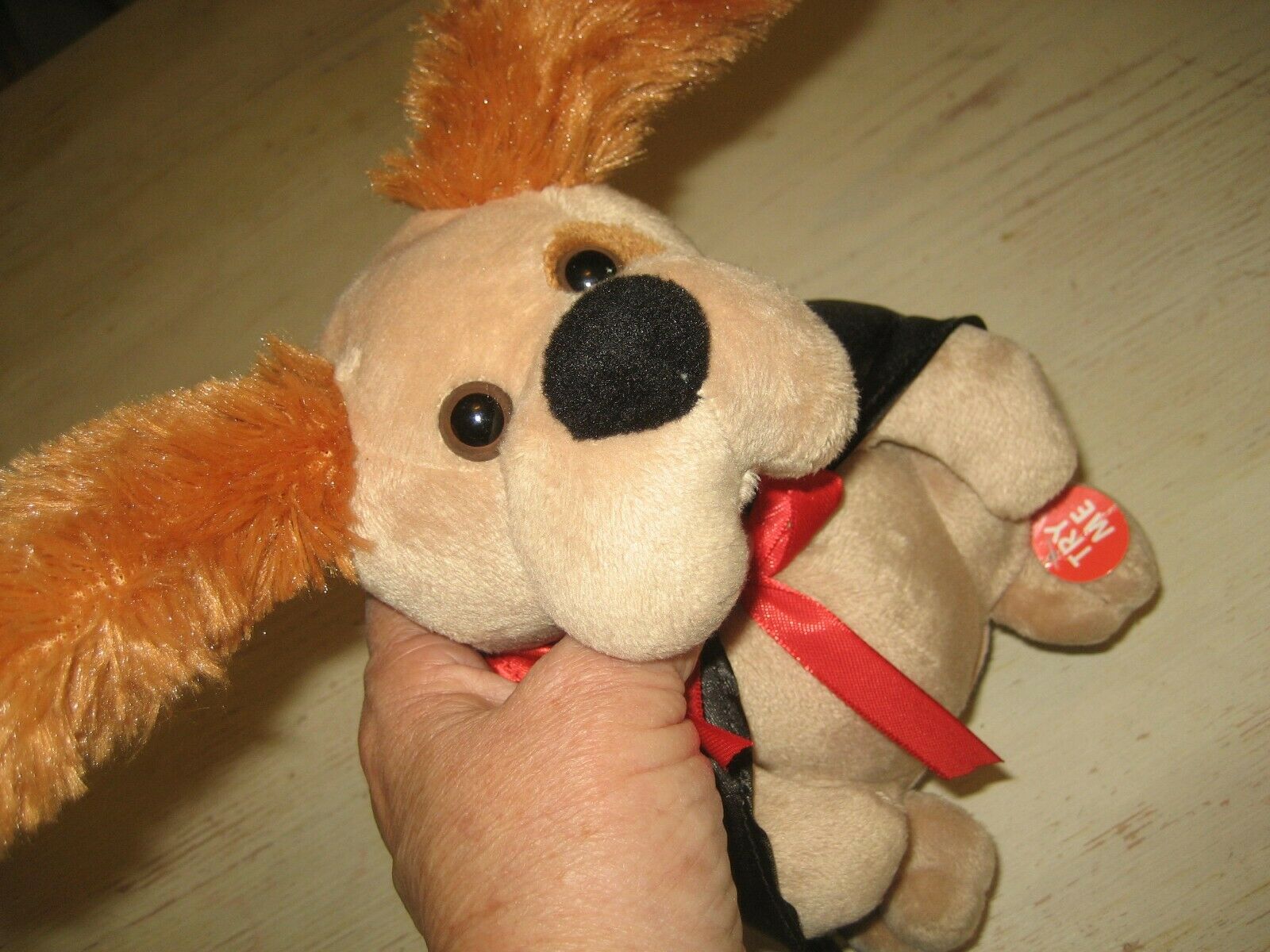 Vtg DRACULA PUPPY DOG Sound N Light Animatronics Sings ADDAMS FAMILY ...