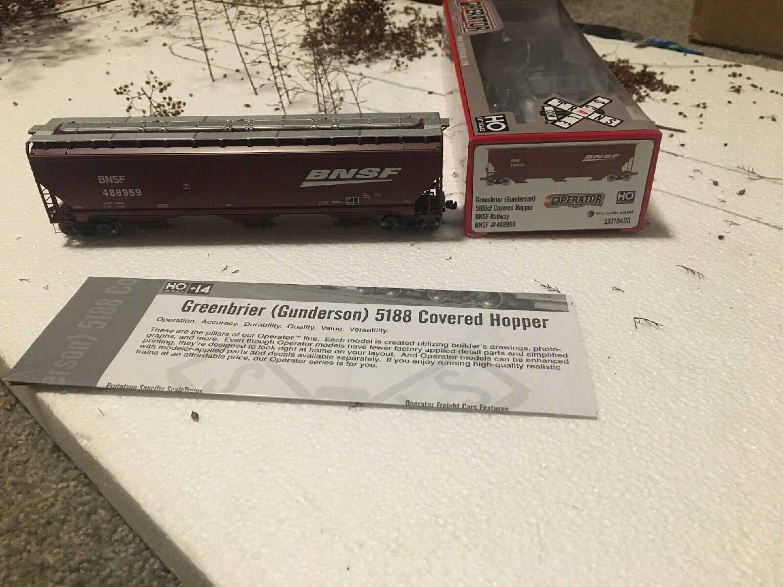 Ho Scale Greenbrier (Gunderson) 5188cf Covered Hopper BNSF Railway ...