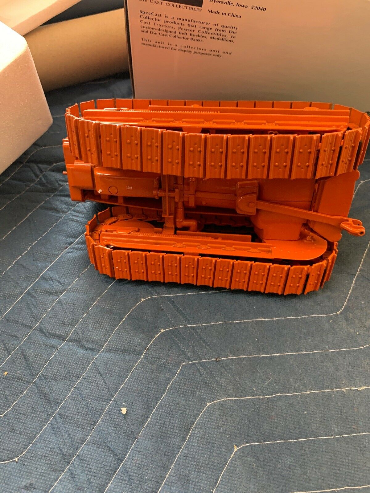 ALLIS CHALMERS 1;16 SCALE MODEL K CRAWLER TRACTOR AC NIB | #21504004