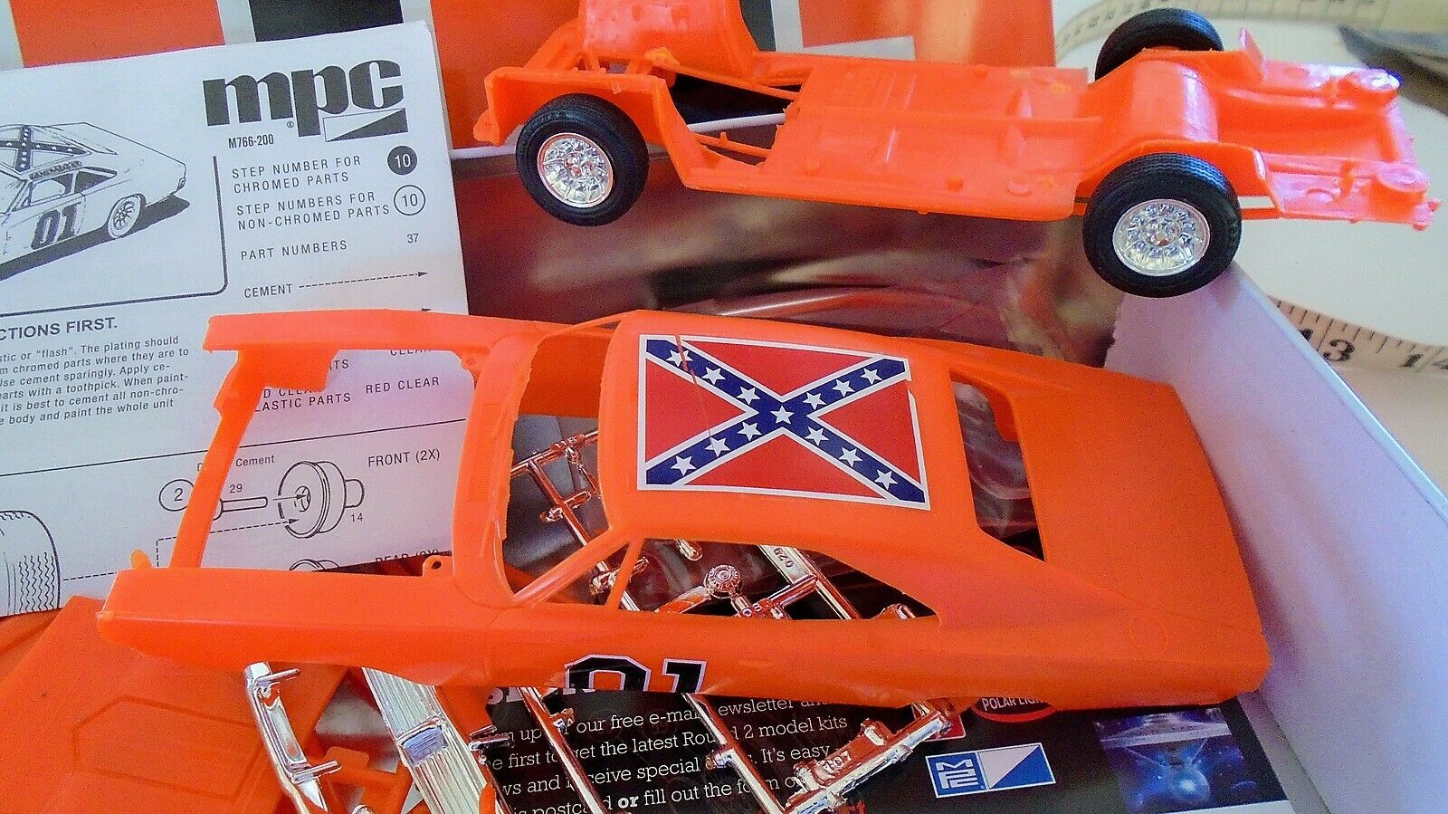 DUKES OF HAZZARD 1/25 SCALE MPC MODEL CAR KIT GENERAL LEE DODGE CHARGER ...