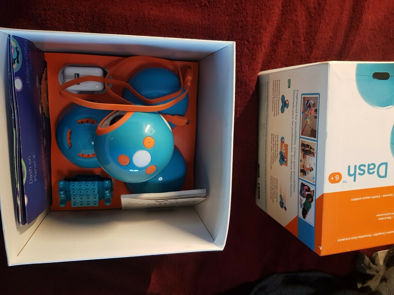 Wonder Workshop Dash & Dot Robot With Accessories. Early Child Learning ...