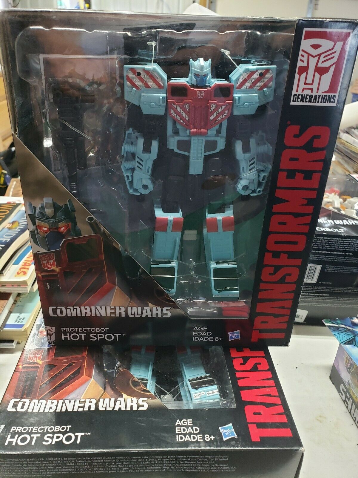 Hasbro Transformers Generations Combiner Wars Voyager Wave3 Protectobot ...