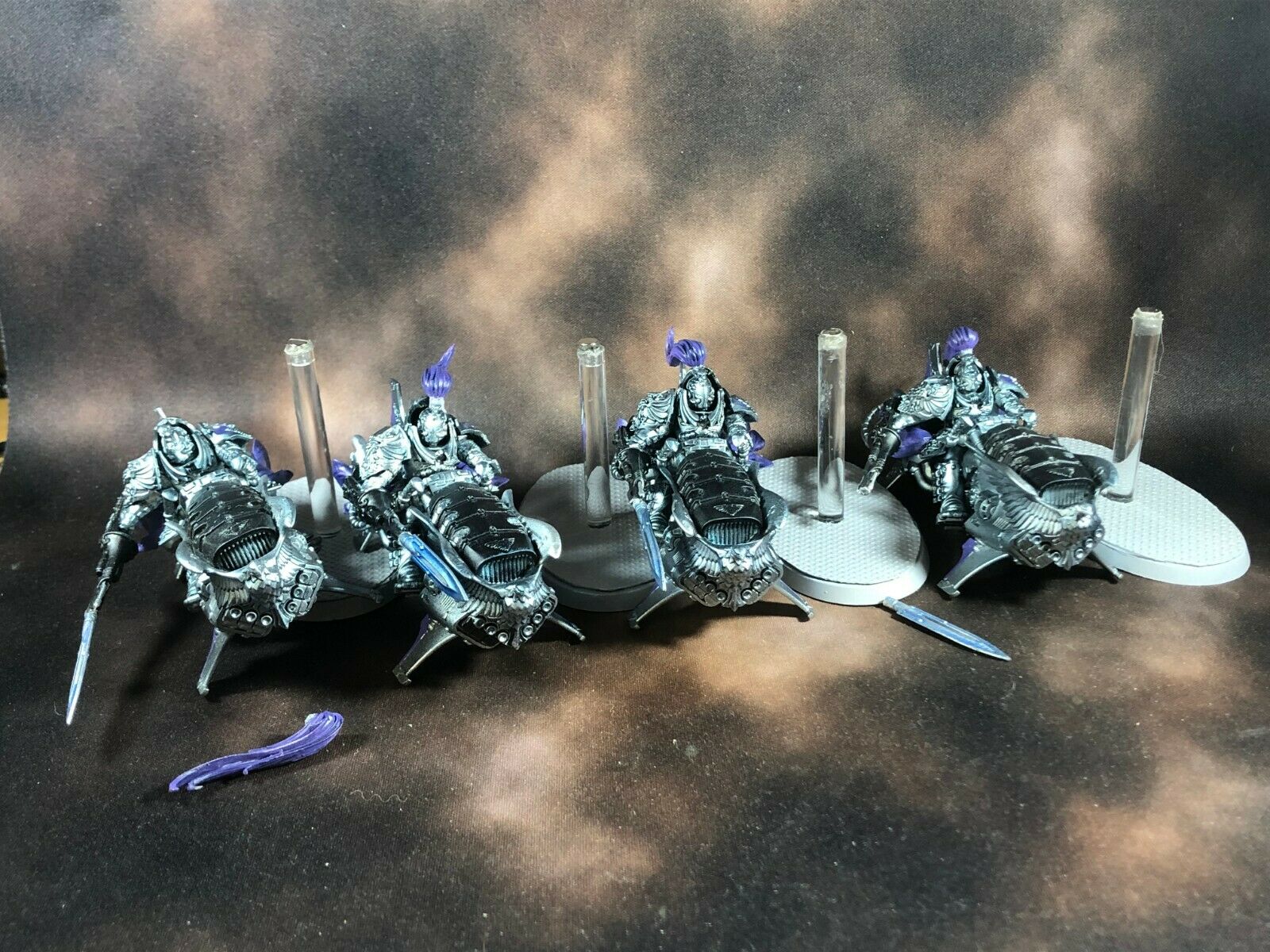 Warhammer 40k Adeptus Custodes Vertus Praetors Jetbikes Painted ...