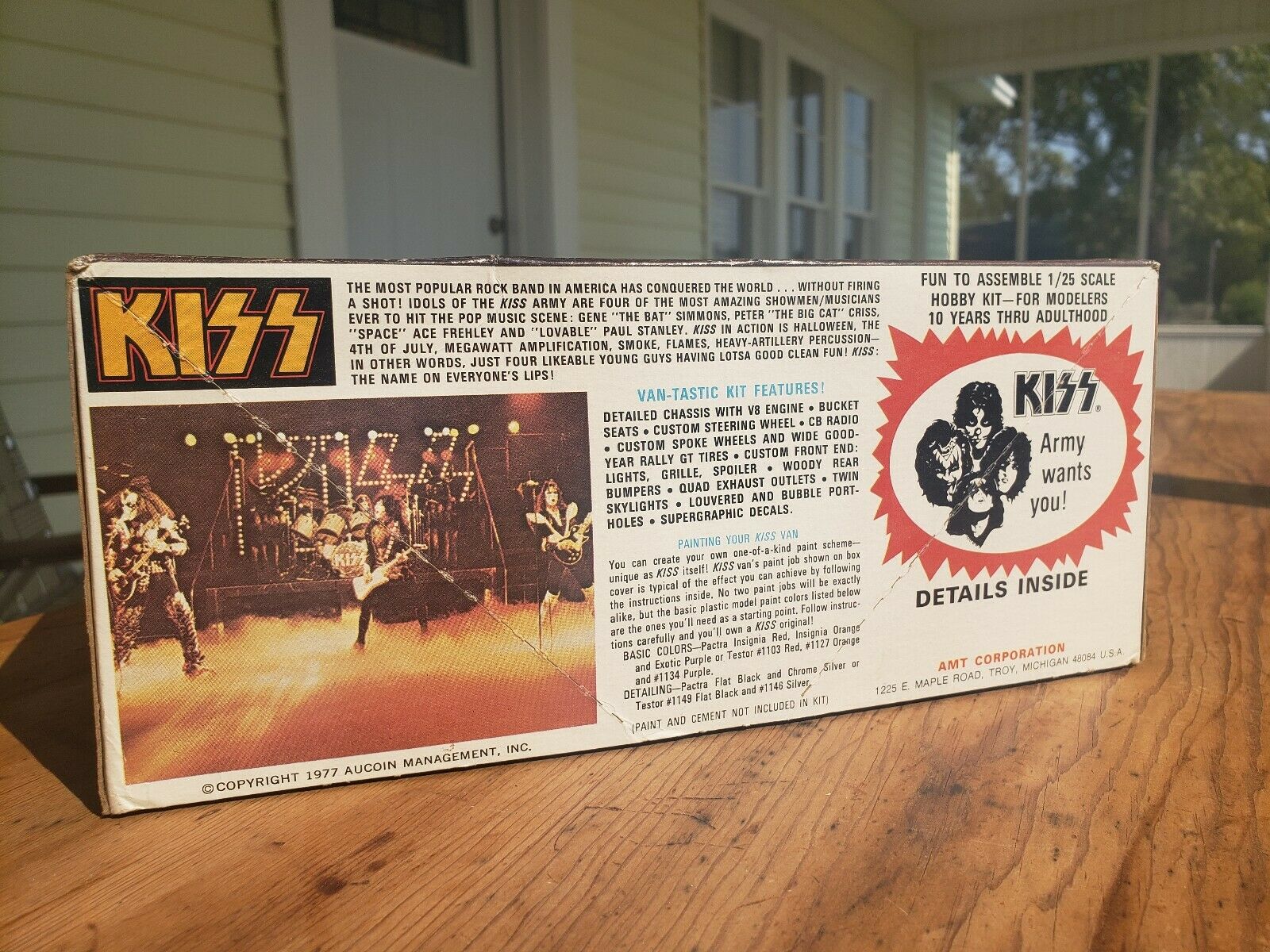 AMT KISS Custom Chevy Van Model Kit 2501 1/25 Scale Partially Built 77 ...