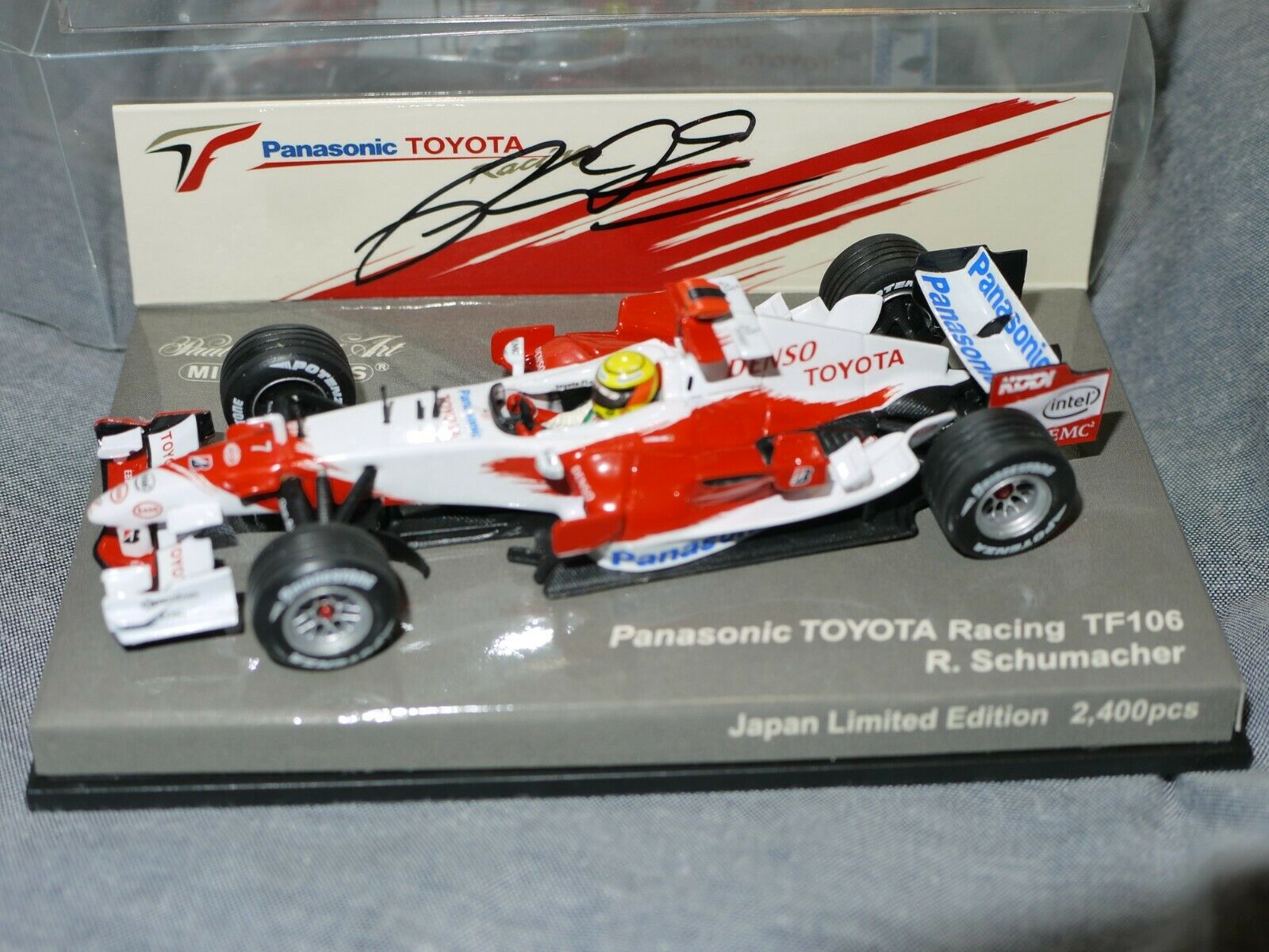 Minichamps 1:43 F1 2006 Ralf Schumacher Toyota TF106 Signed | #22203202