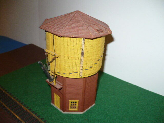HO SCALE WOODEN STEAM ERA WATER TOWER BUILT - UP | #21239529