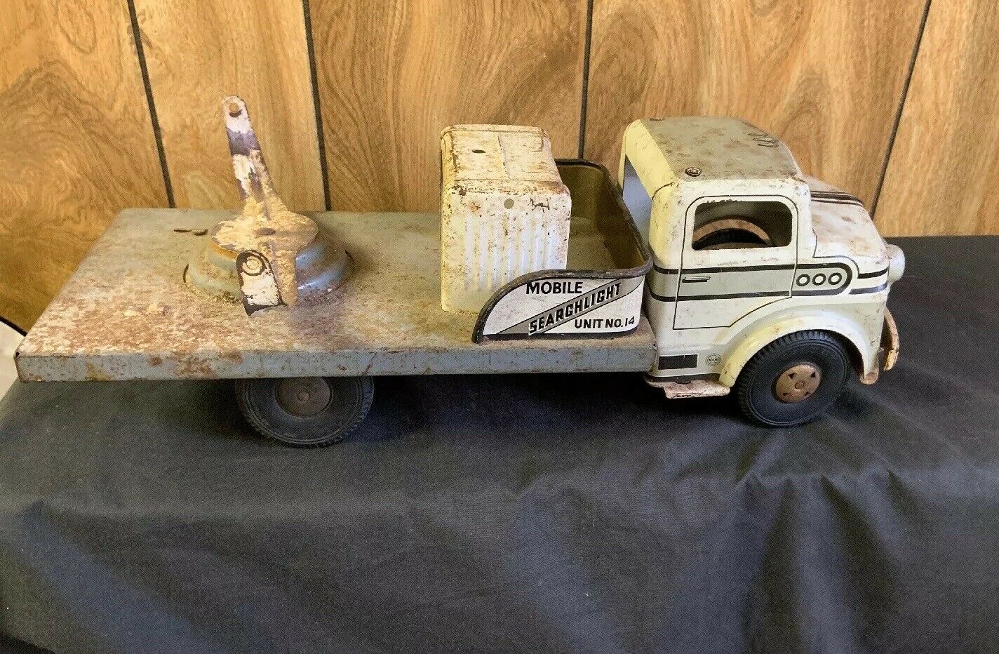 Vintage Marx Pressed Steel Mobile Searchlight Unit 14 Truck PARTS ...