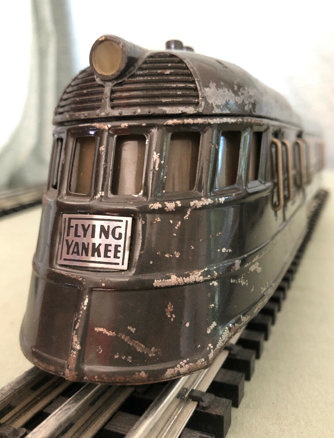 Lionel Prewar WW II ‘Flying Yankee’ O Gauge Locomotive, 3 Cars Incl ...