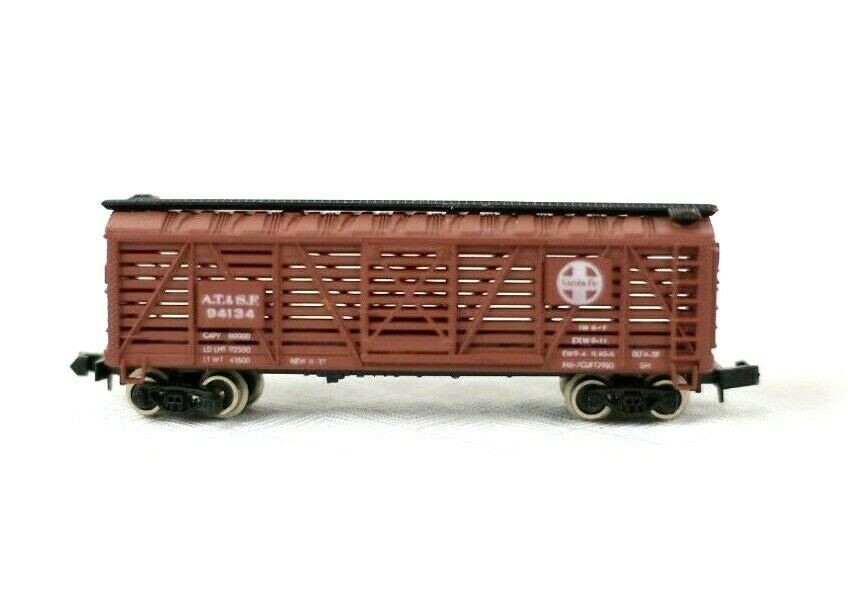 Bachmann N Scale ATSF Santa Fe Cattle Car Stock Car With Display Case ...
