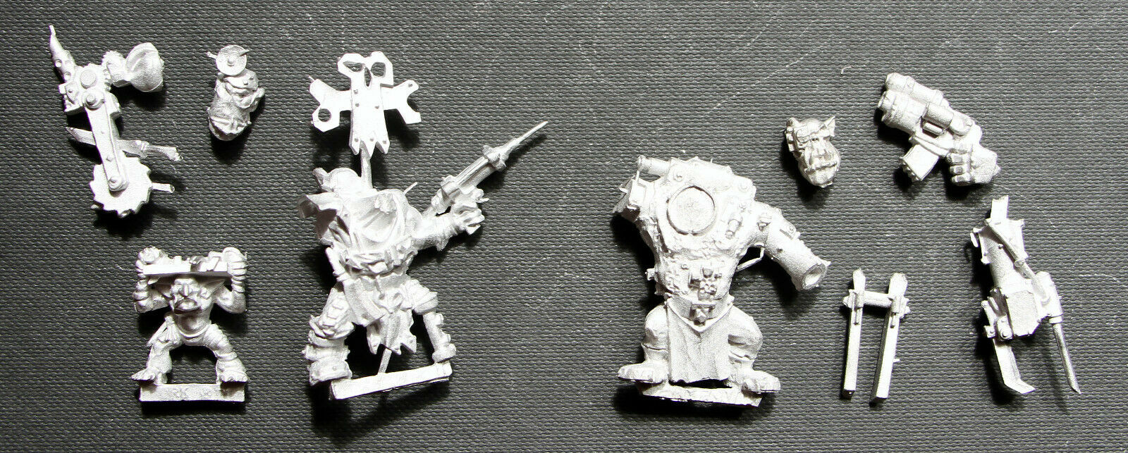 Warhammer 40k Ork Painboy And Grotsnik Orks Medics Metal | #22335254