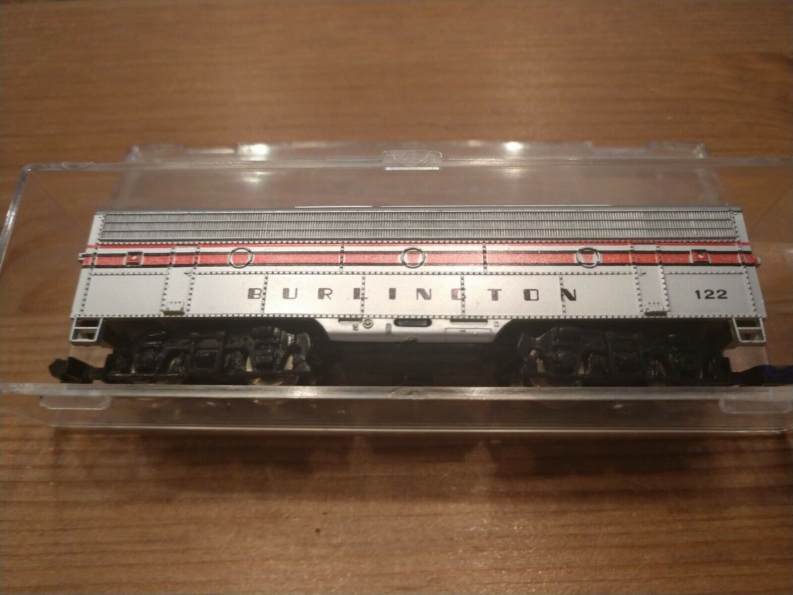 Bachmann N Scale Burlington Diesel Locomotive Engine B Unit Train ...