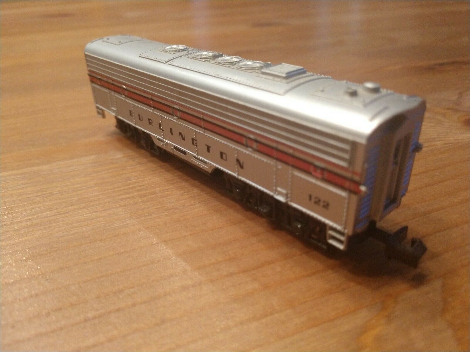 Bachmann N Scale Burlington Diesel Locomotive Engine B Unit Train ...