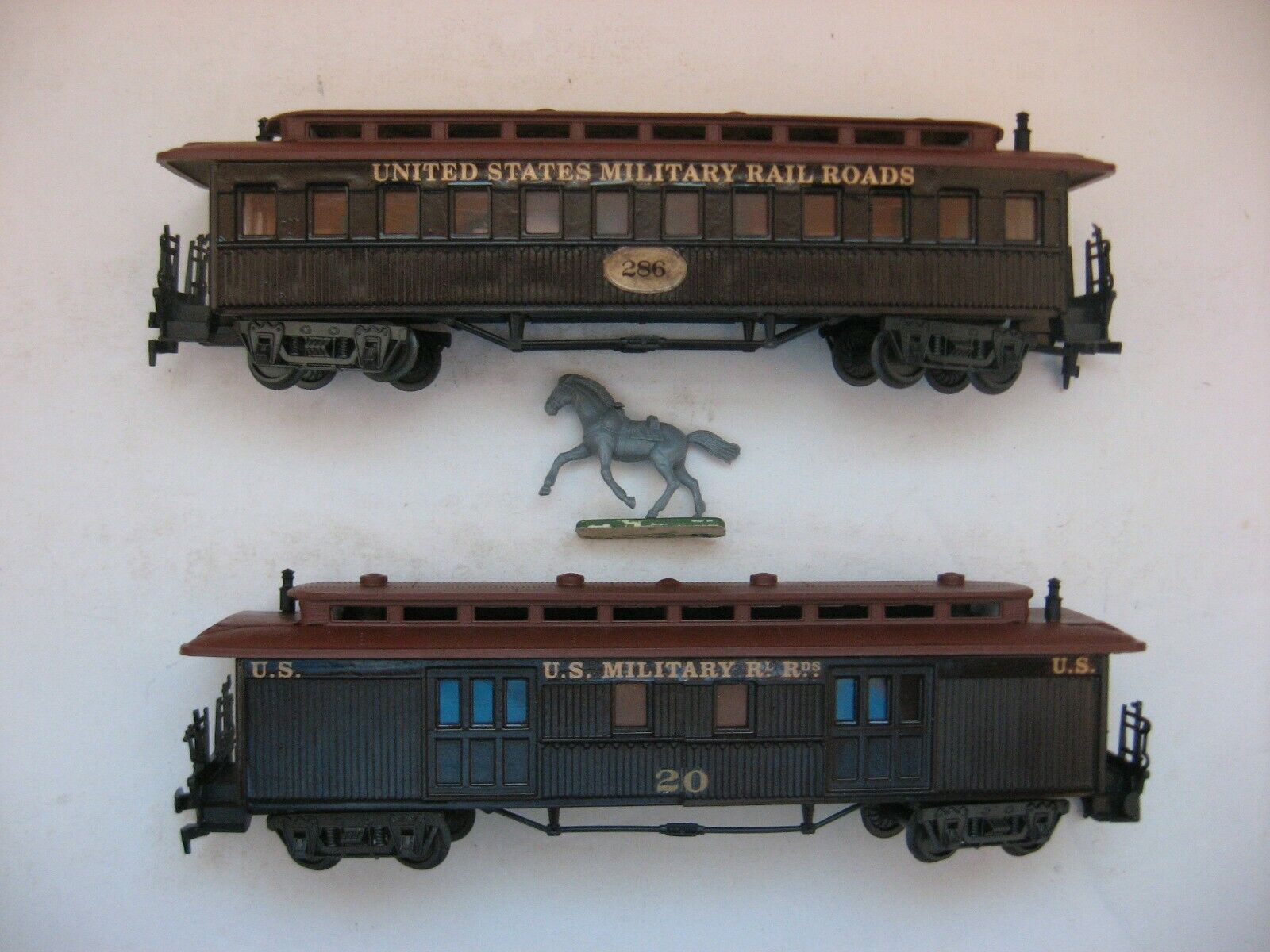 HO Scale Old Time Civil War 2 Car Passenger Set Painted To Match The ...