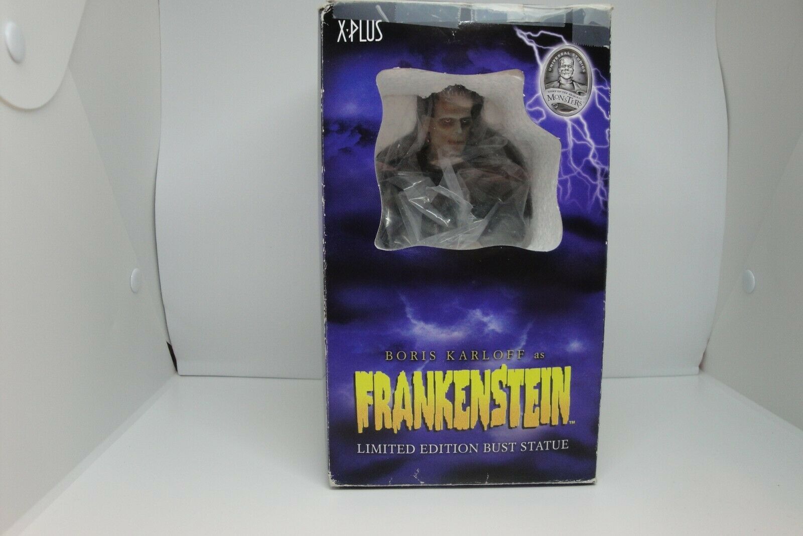 Universal Monster Frankenstein Limited Bust X Plus Statue Box Poor ...