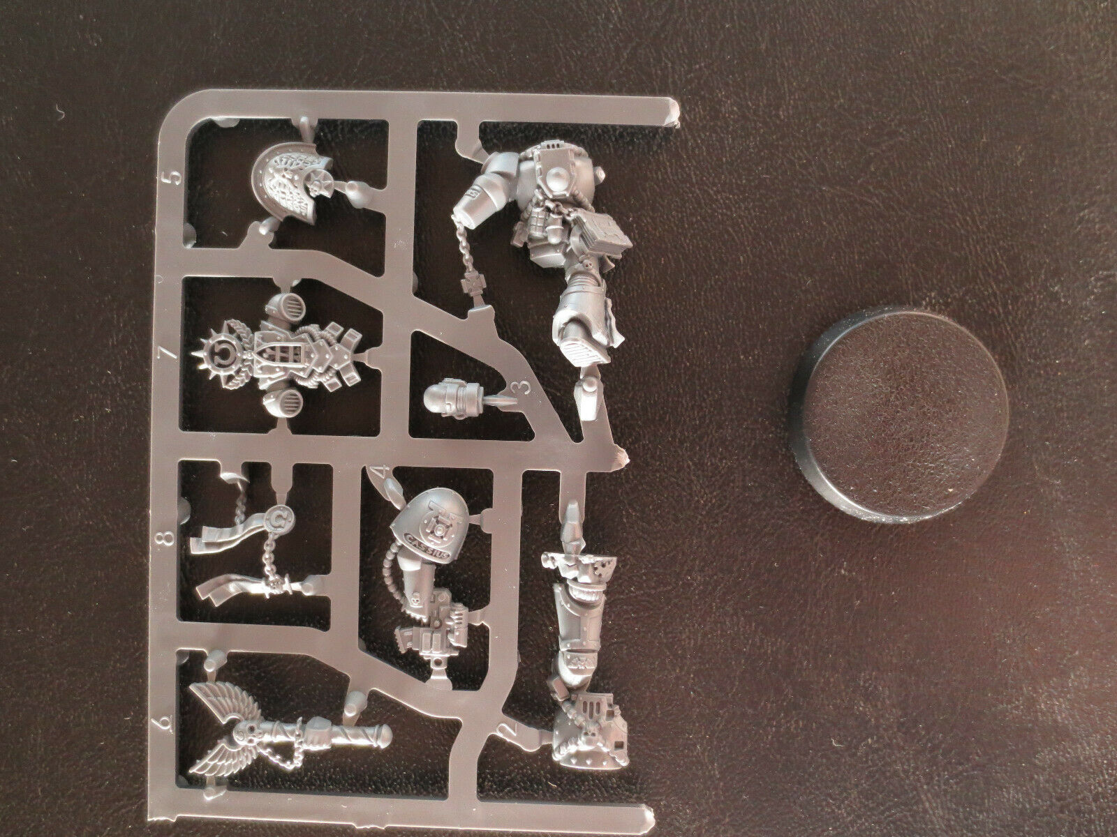 Warhammer 40k Deathwatch Overkill Space Marines Chaplain Ortan Cassius ...