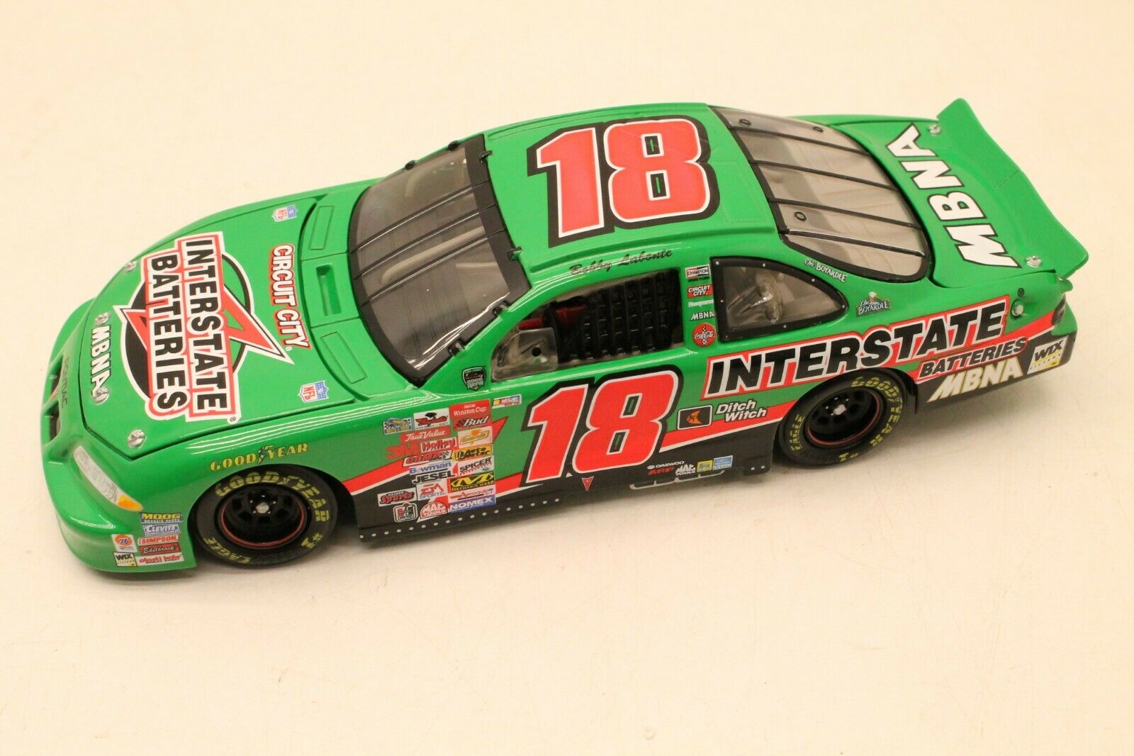 Bobby Labonte 18 Interstate Batteries 2001 Pontiac 1:24 Scale Nascar ...