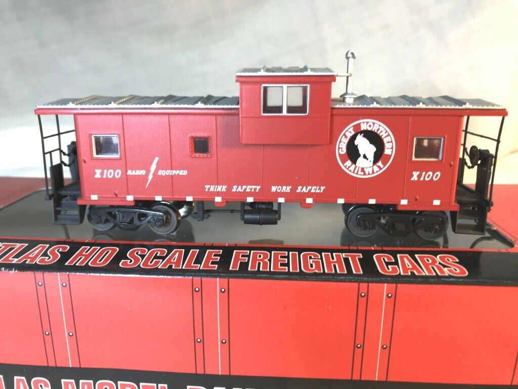 Atlas Great Northern GN Extended Vision Caboose - Kadee Couplers ...