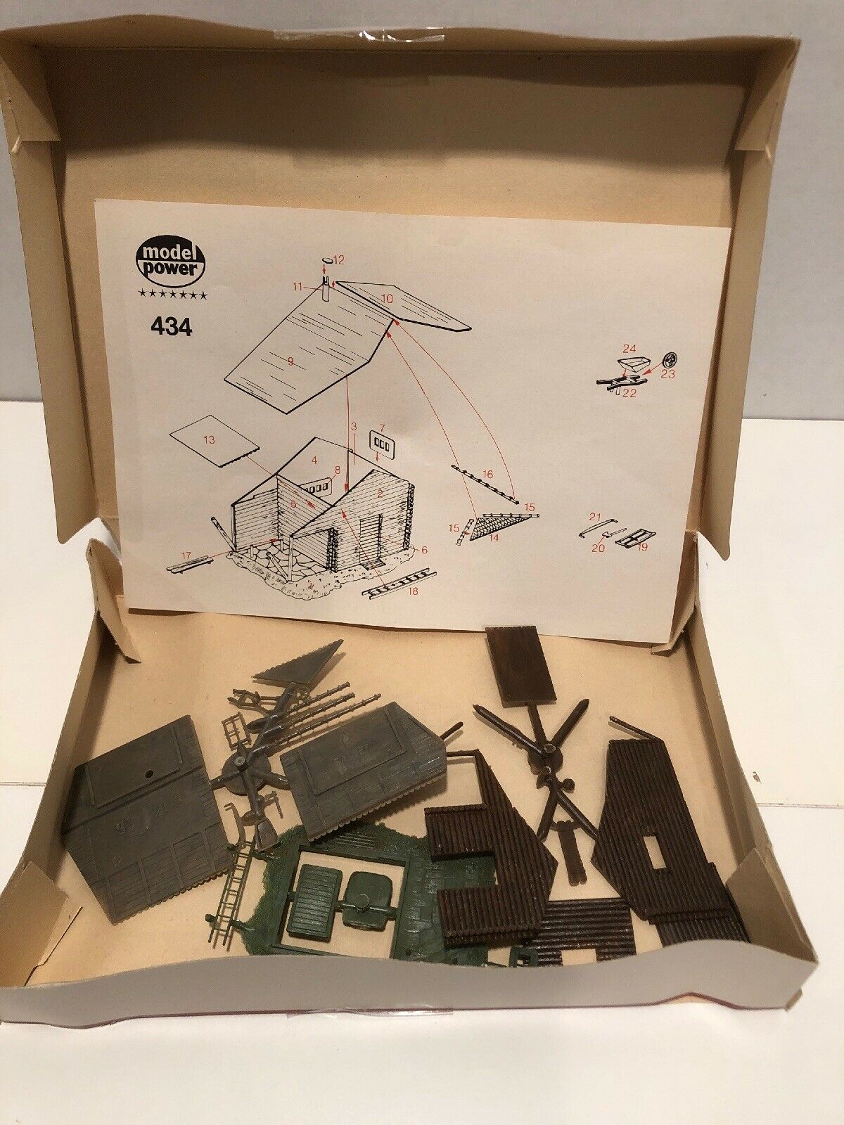 Vintage 1960’s Hunter’s Log Cabin HO Scale Model Kit By Model Power No ...