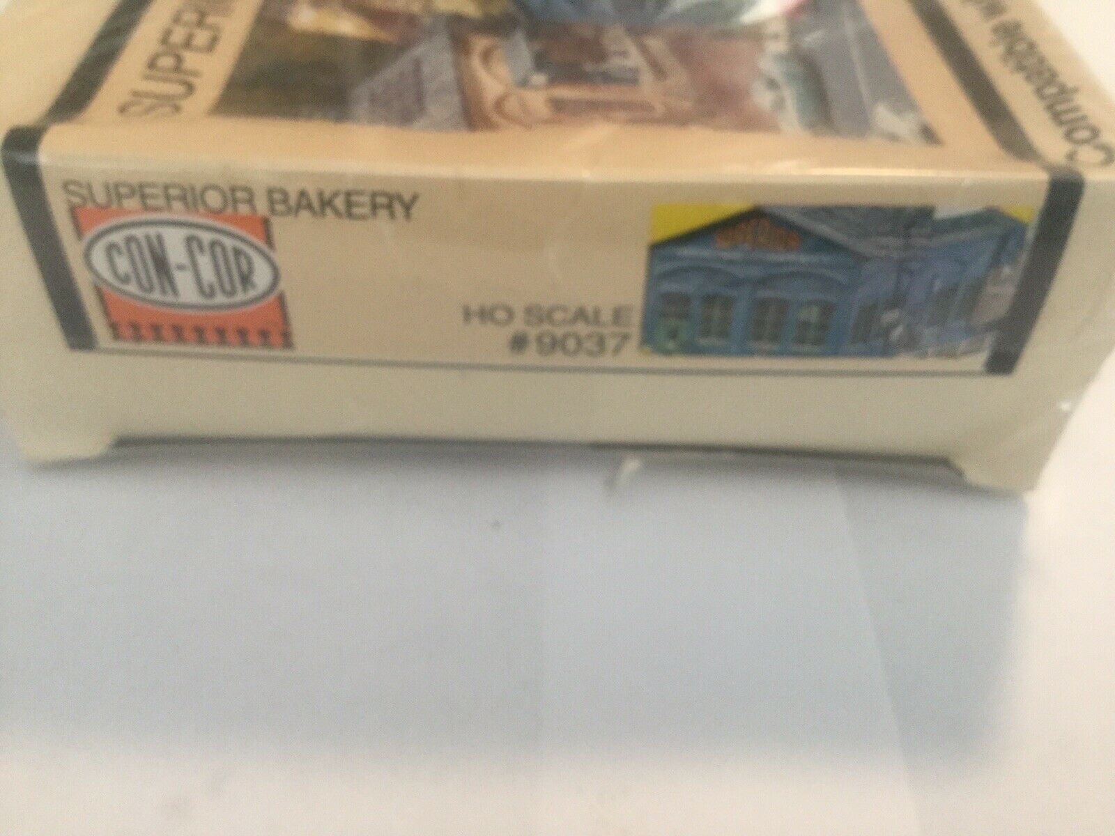 CON - COR 9037 SUPERIOR BAKERY BUILDING HO SCALE | #20851176